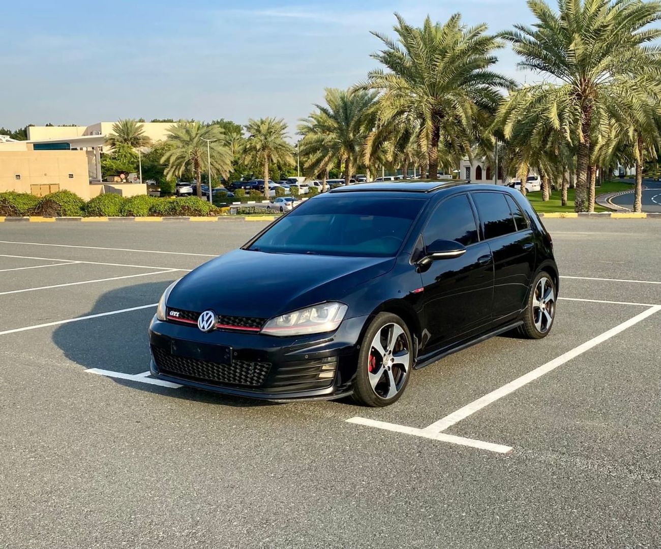 Used Volkswagen Golf GTI Good condition car GCC 2016 for sale in Dubai ...