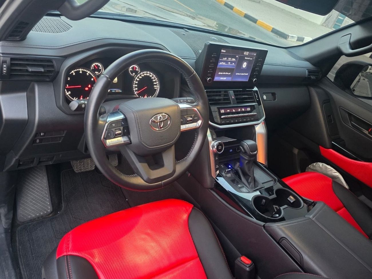 Used Toyota Land Cruiser GXR 2022 for sale in Dubai - 775602