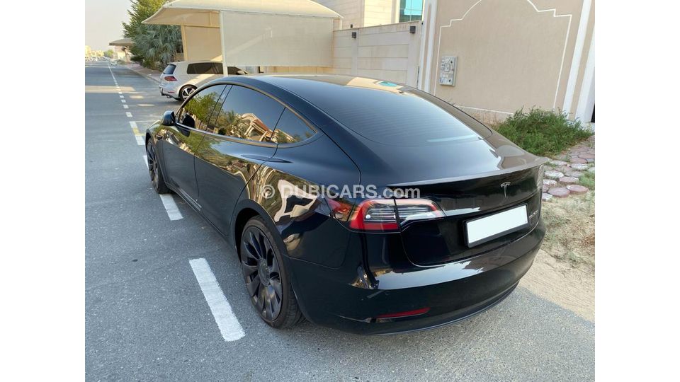 Used Tesla Model 3 Performance 2023 for sale in Dubai - 699516