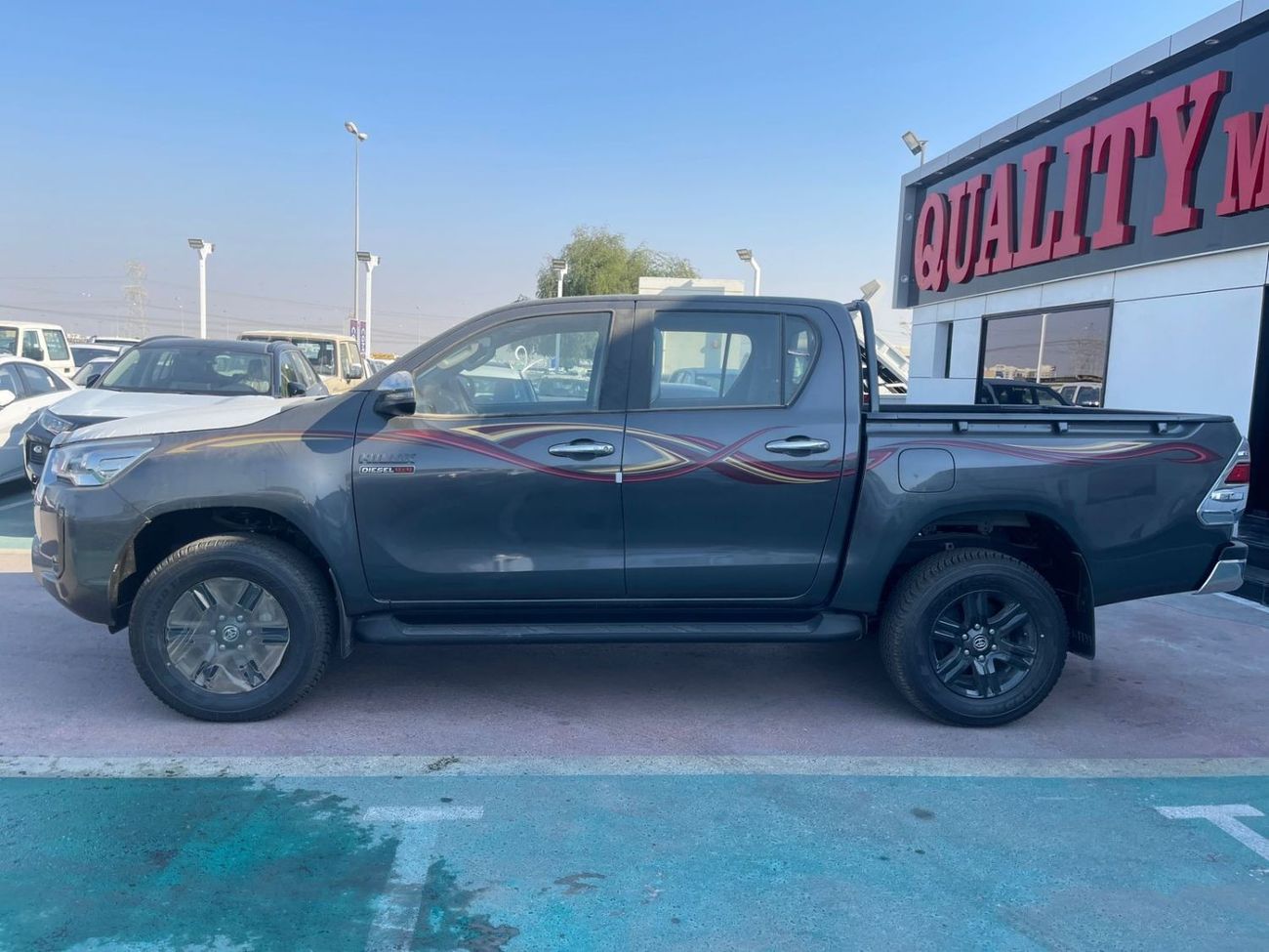 New Toyota Hilux 2.4 diesel engine // automatic // 4x4 // push start ...