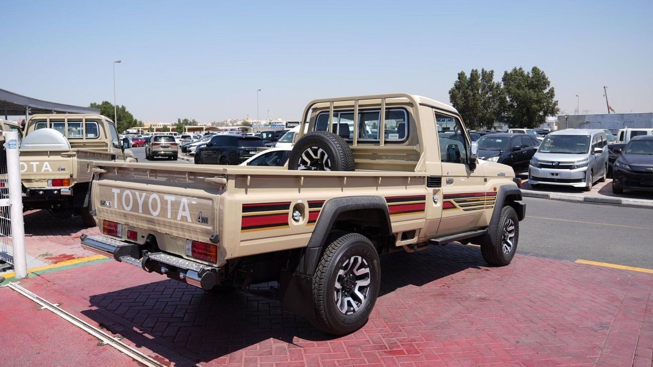 New Toyota Land Cruiser Pick Up TOYOTA LC79 PICK-UP SINGLE CABIN 4.0L V6 A/T 2025 FULL OPTION ...