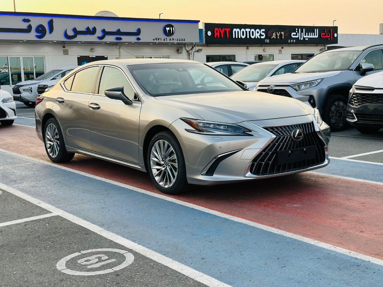 New Lexus ES300h 2023 for sale in Dubai - 845508