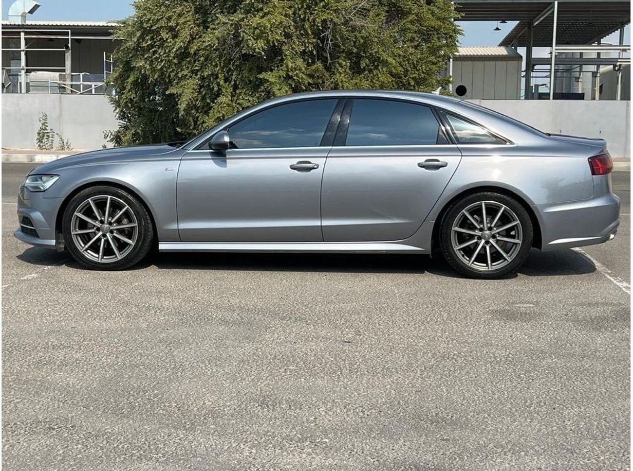 Used Audi A6 40 TFSI S-Line 2.0L 2018 for sale in Abu Dhabi - 822764