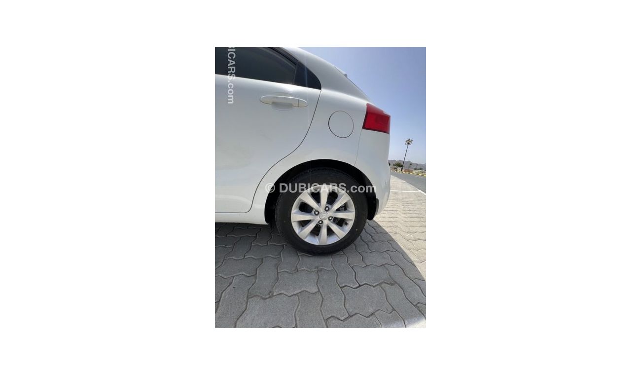 Used Kia Rio 2014 for sale in Abu Dhabi - 540175
