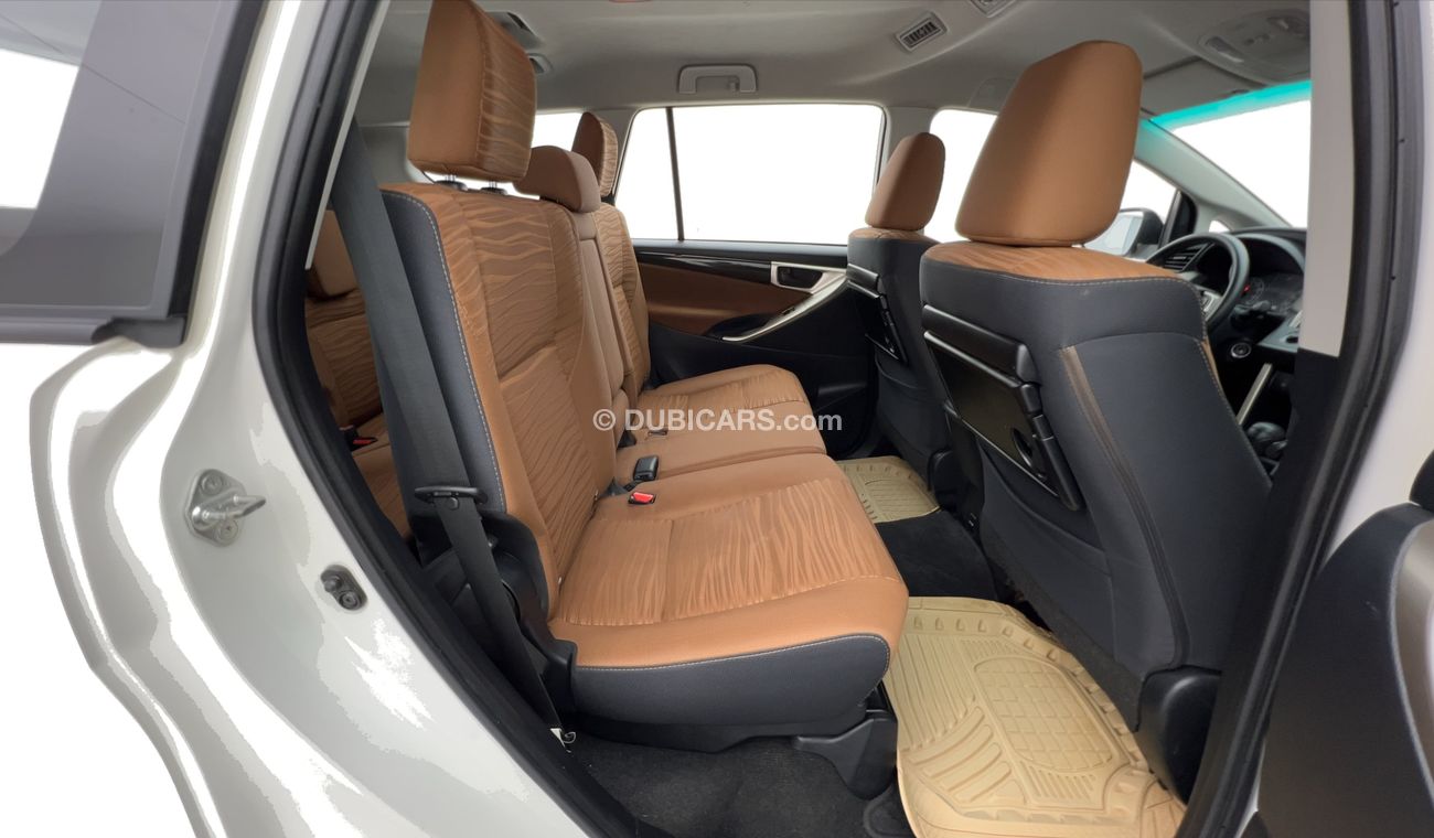 Used Toyota Innova 2700 2020 for sale in Dubai - 567070