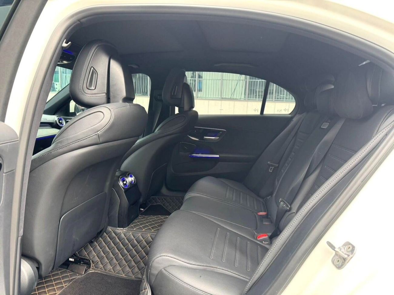 Used Mercedes-Benz 260 c260L 2024 for sale in Dubai - 852491