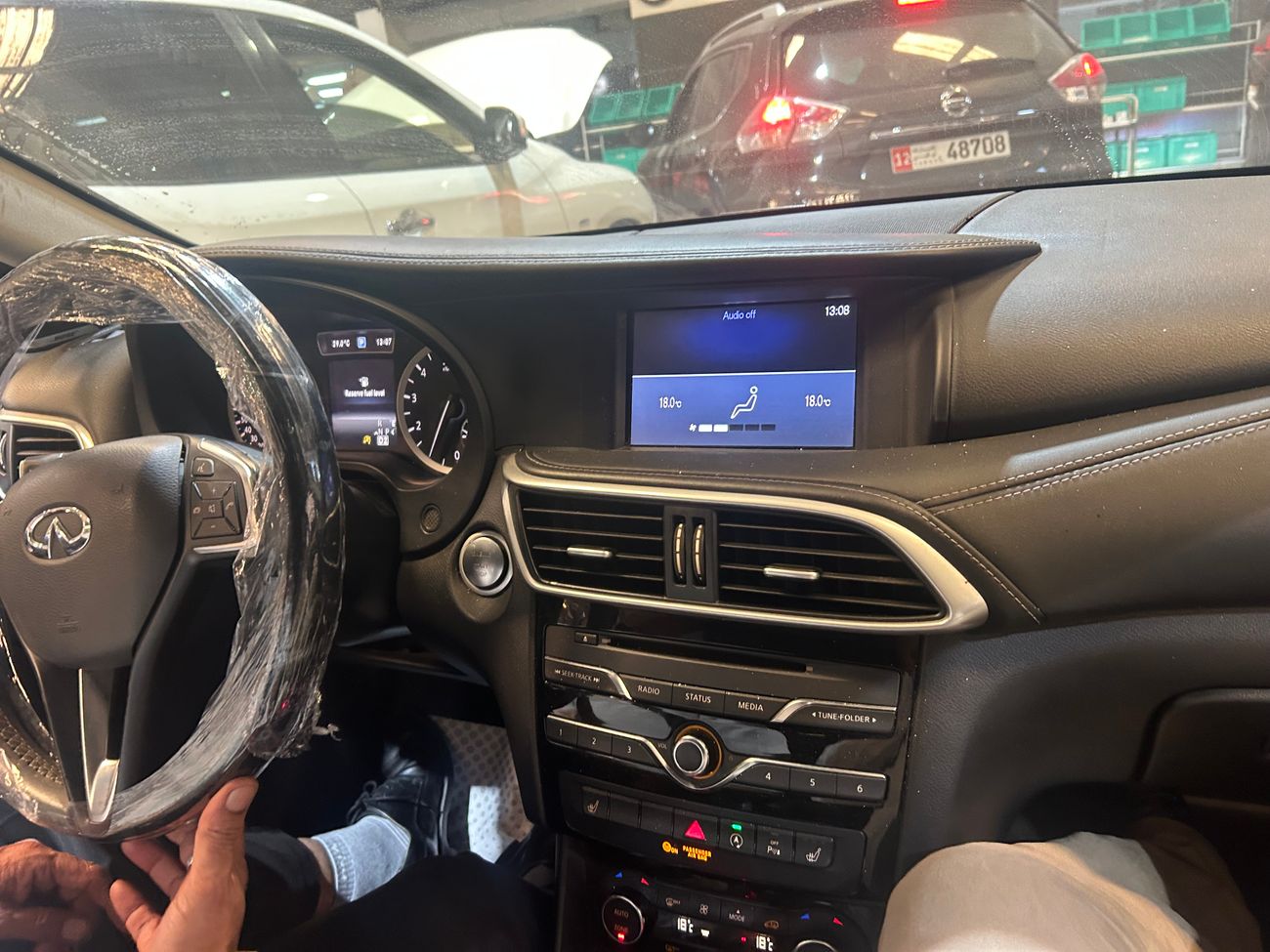 Used Infiniti QX30 2.0 Turbo 2018 for sale in Dubai - 658614