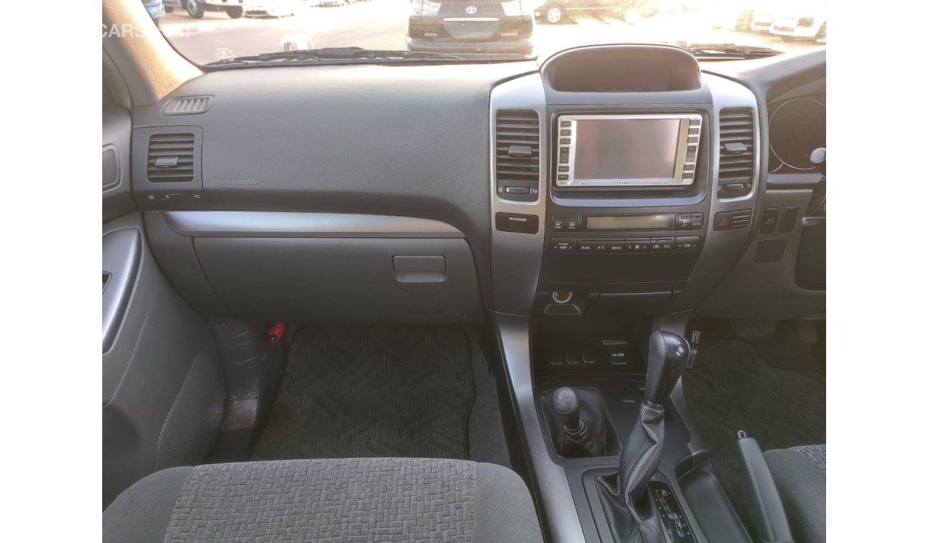Used Toyota Prado TRJ120-5012697 2005 for sale in Dubai - 567117