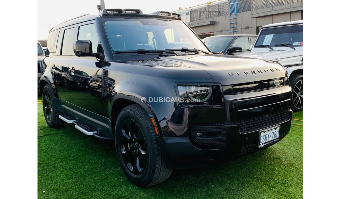 Used Land Rover Defender P400 110 SE 2020 for sale in Sharjah - 627044