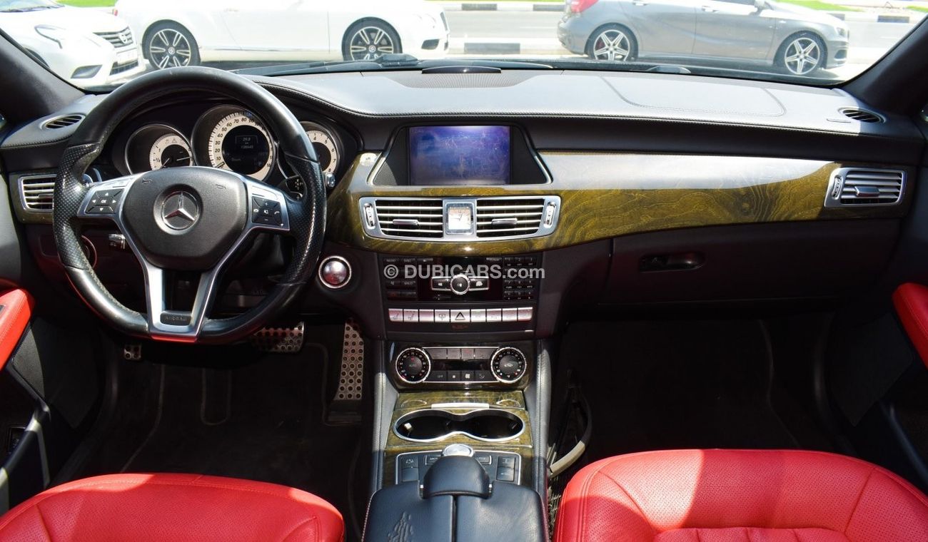 Used Mercedes-Benz CLS 550 2014 for sale in Sharjah - 544501