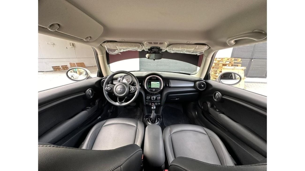 Used Mini Cooper Coupé 2019 for sale in Dubai - 725591