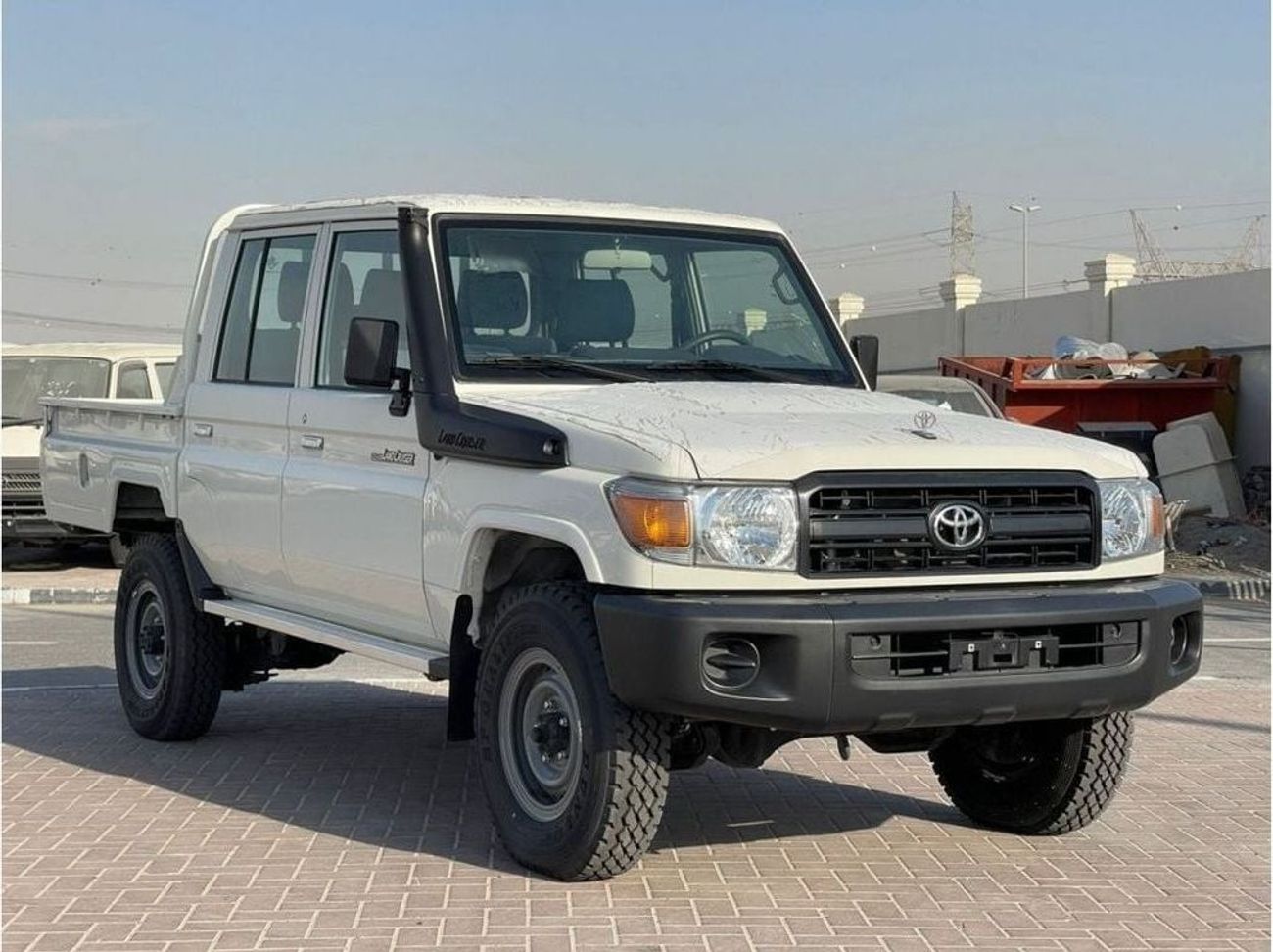New Toyota Land Cruiser Pick Up LC79 DC PICKUP 4.2L DSL M/T 2022 for sale in Dubai - 754815