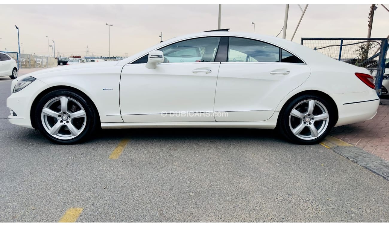 Used Mercedes-Benz CLS 350 2012 for sale in Dubai - 683605