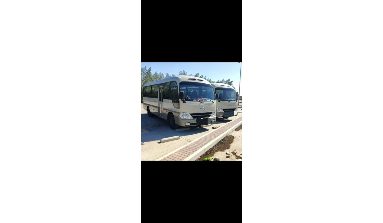 Used Hyundai County 2017 for sale in Dubai - 528912