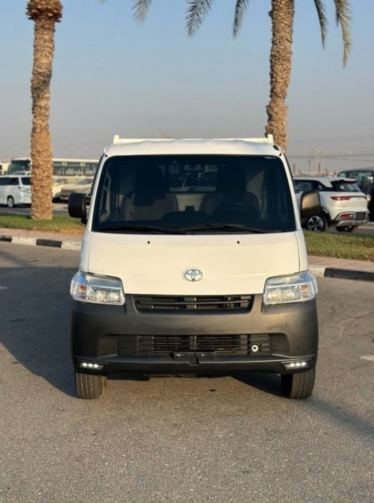 Used TOYOTA Lite Ace 2022 2022 for sale in Dubai - 783749