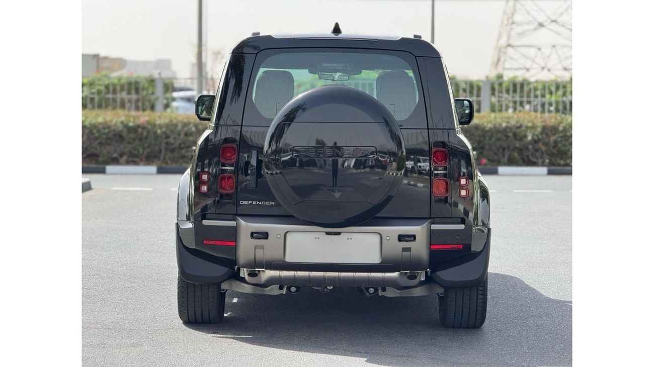 New Land Rover Defender GCC SPEC UNDER WARRANTY AND SERVICE CONTRACT ...