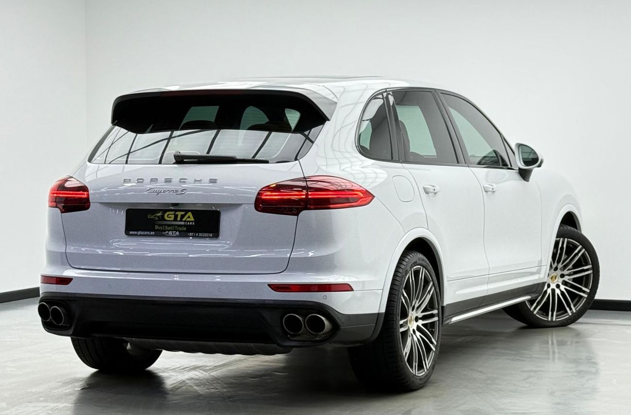 Used S Platinum Edition 3.6L 2017 Porsche Cayenne S Platinum Edition, Full Service History, GCC ...