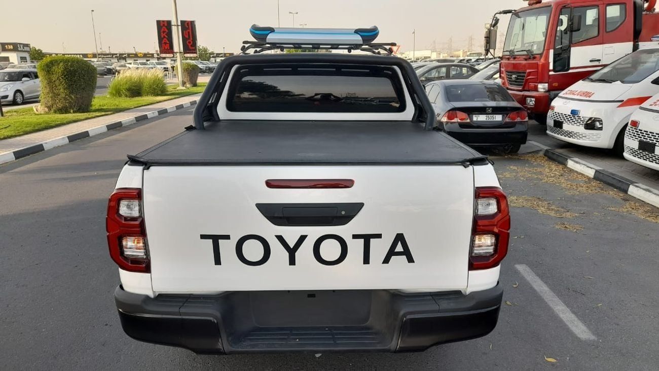Used Toyota Hilux RHD DIESEL Manual 2021 for sale in Dubai - 853854