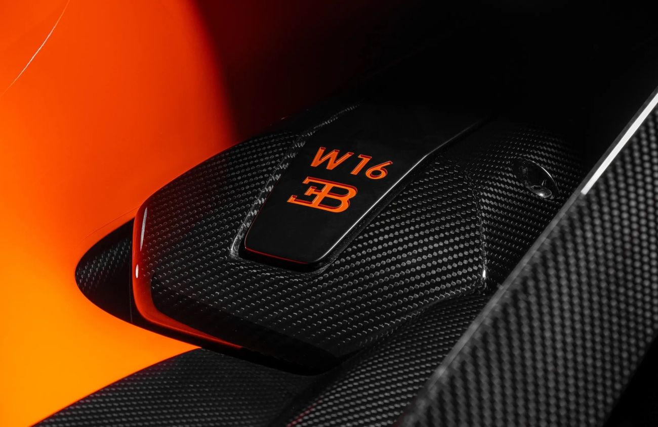 Used Bugatti Chiron 8.0L W16 Quad-Turbocharged Engine 2022 for sale in Dubai - 852337