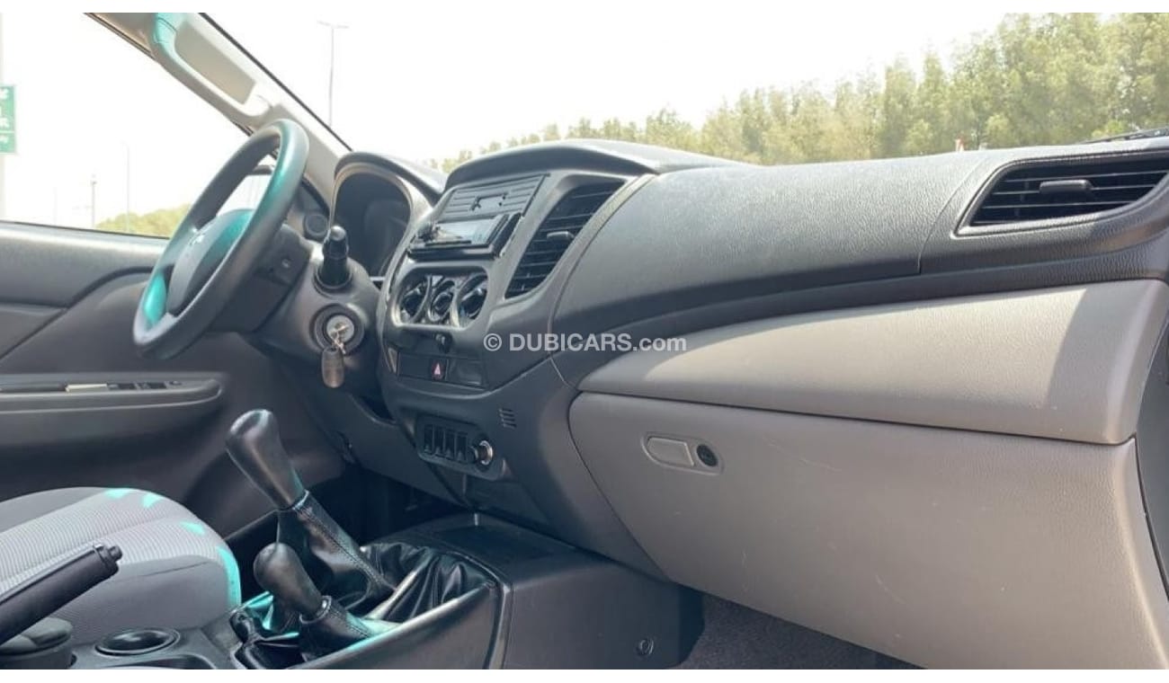 Used Mitsubishi L200 4x4 2016 Ref# 394 2016 for sale in Sharjah - 441304