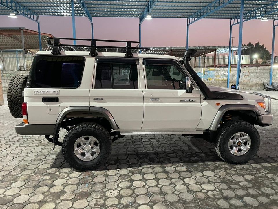 مستعملة تويوتا لاند كروزر هارد توب Land Cruiser Hartop 2012 للبيع في ...