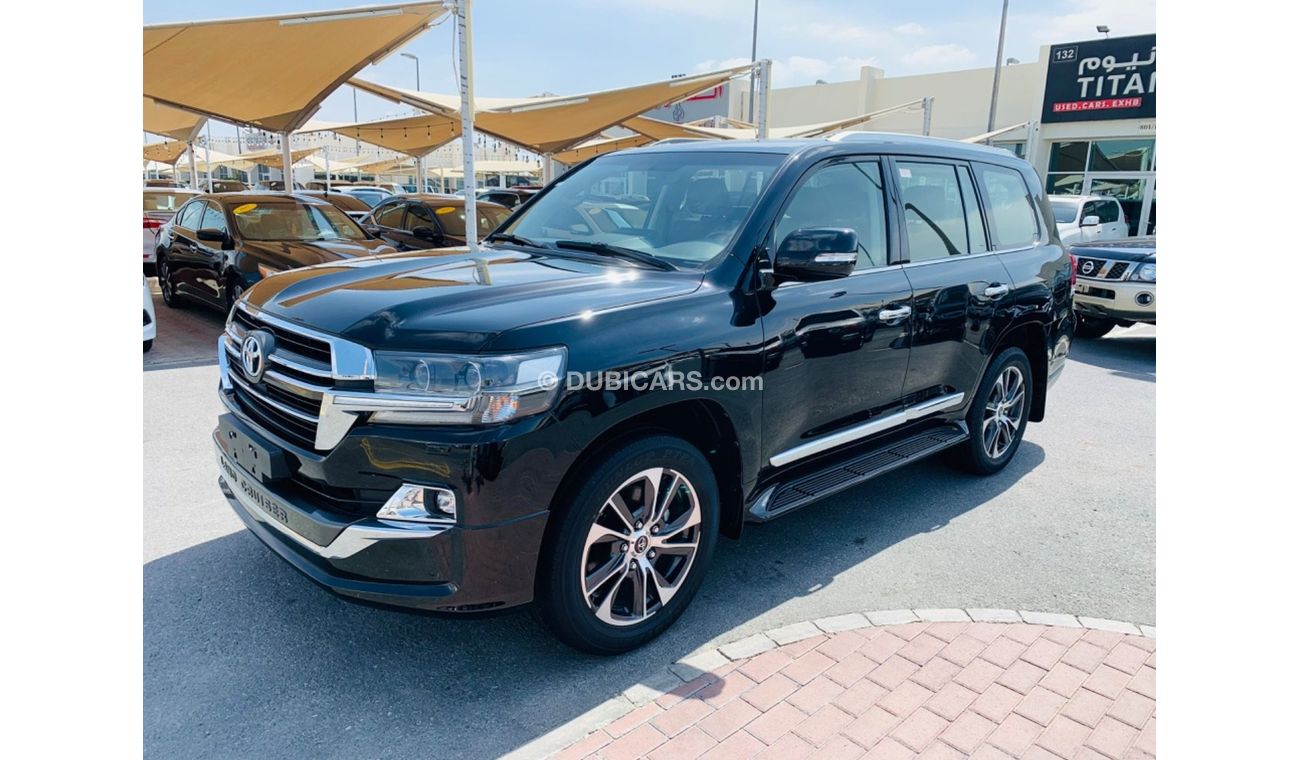Used Toyota Land Cruiser GXR 2020 for sale in Sharjah - 608638