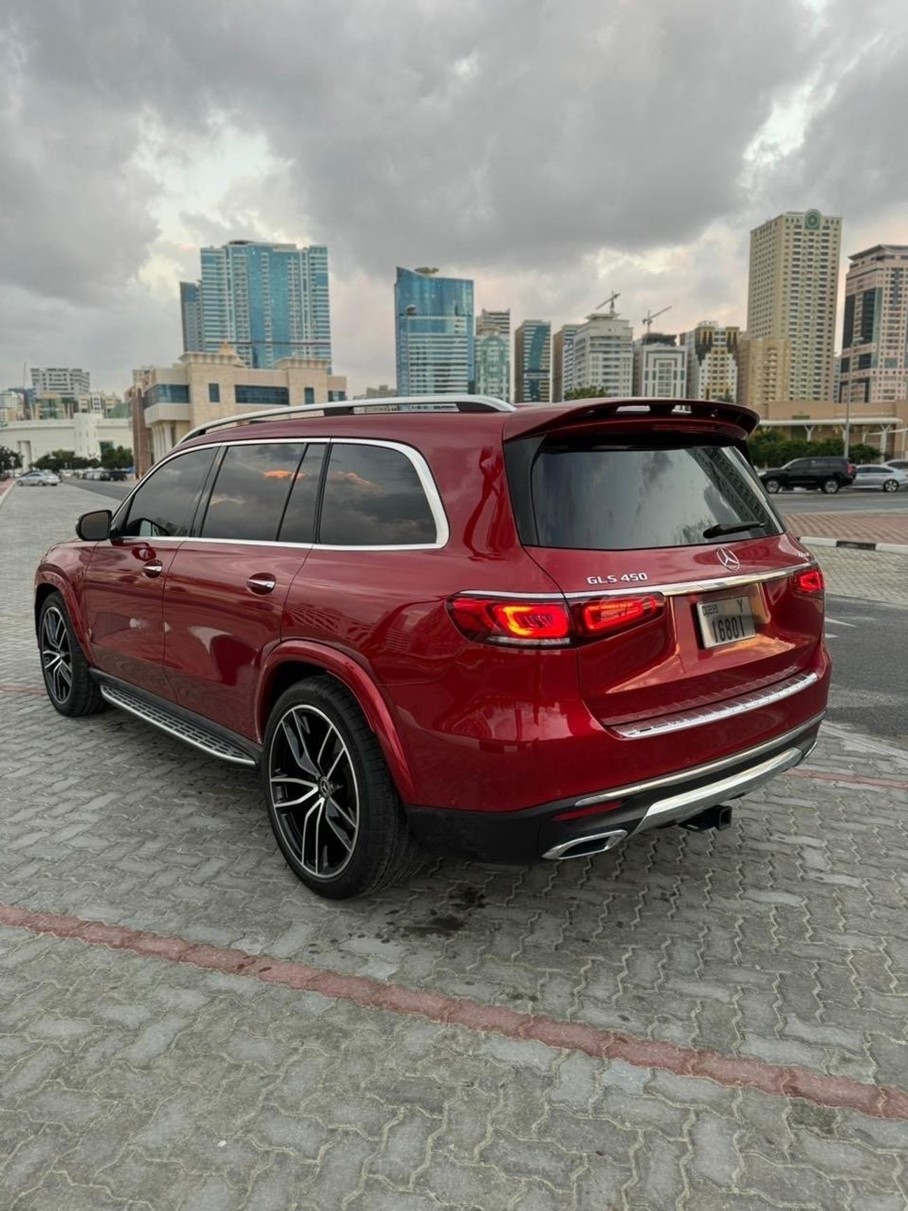 Used Mercedes-Benz 450 GL450 2022 for sale in Dubai - 703414