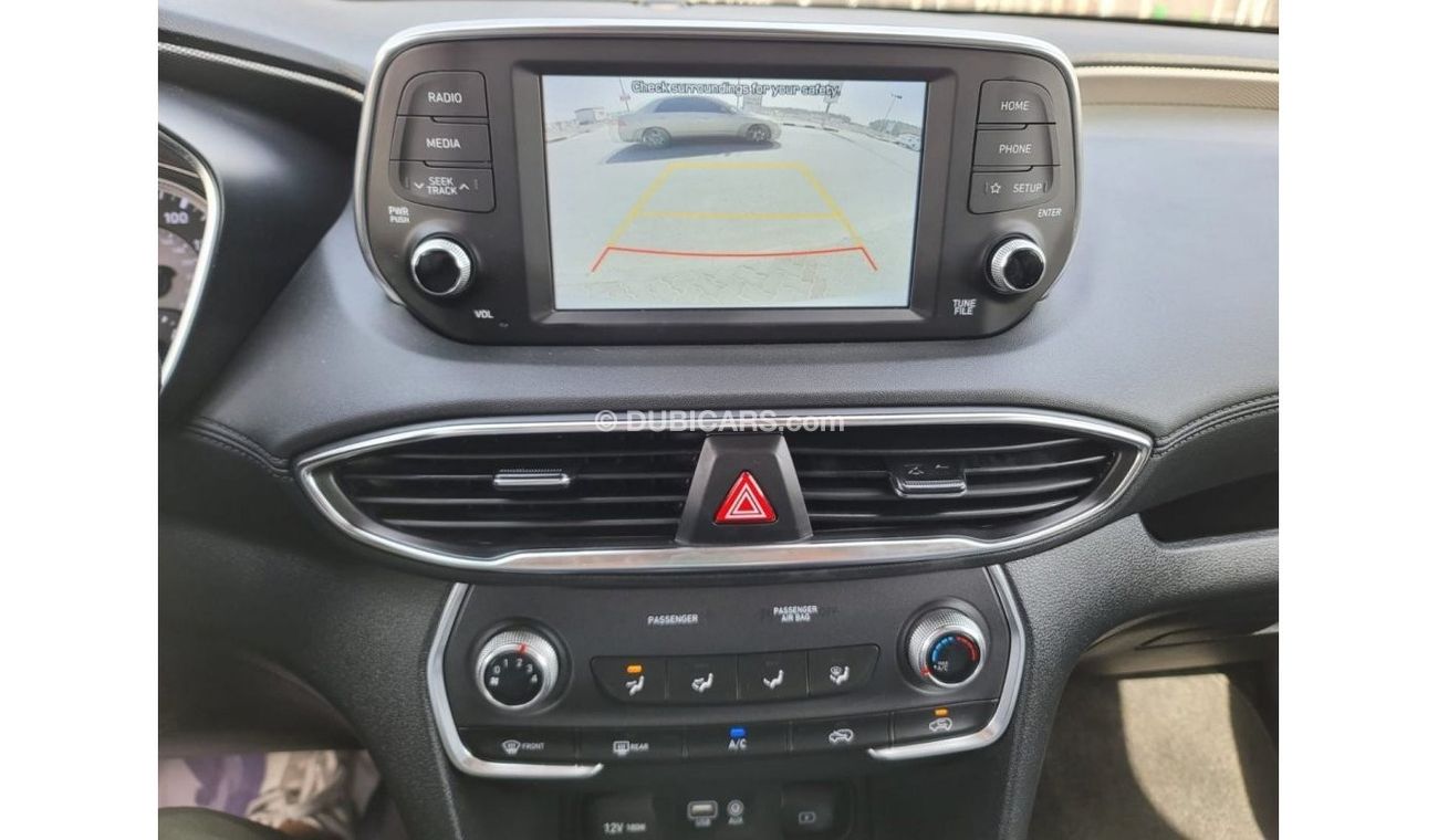 Used Hyundai Santa Fe GL New Shape 2020 for sale in Dubai - 585180