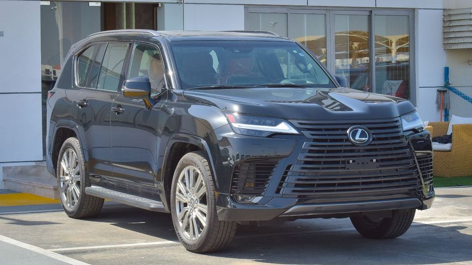 New LEXUS LX 600 VIP 3.5L V6 2022 (GCC) 2022 for sale in Dubai - 591113