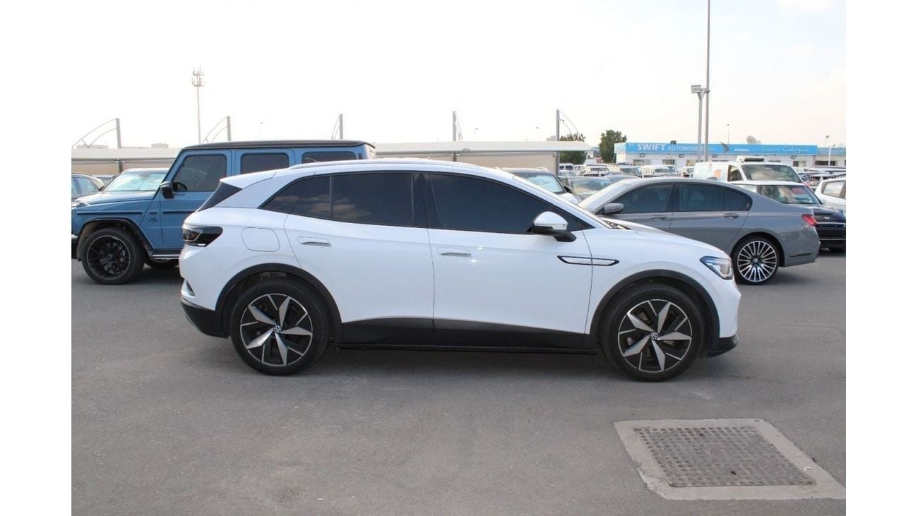 Used Volkswagen ID.4 Crozz Pure+ 2022 for sale in Dubai - 700019