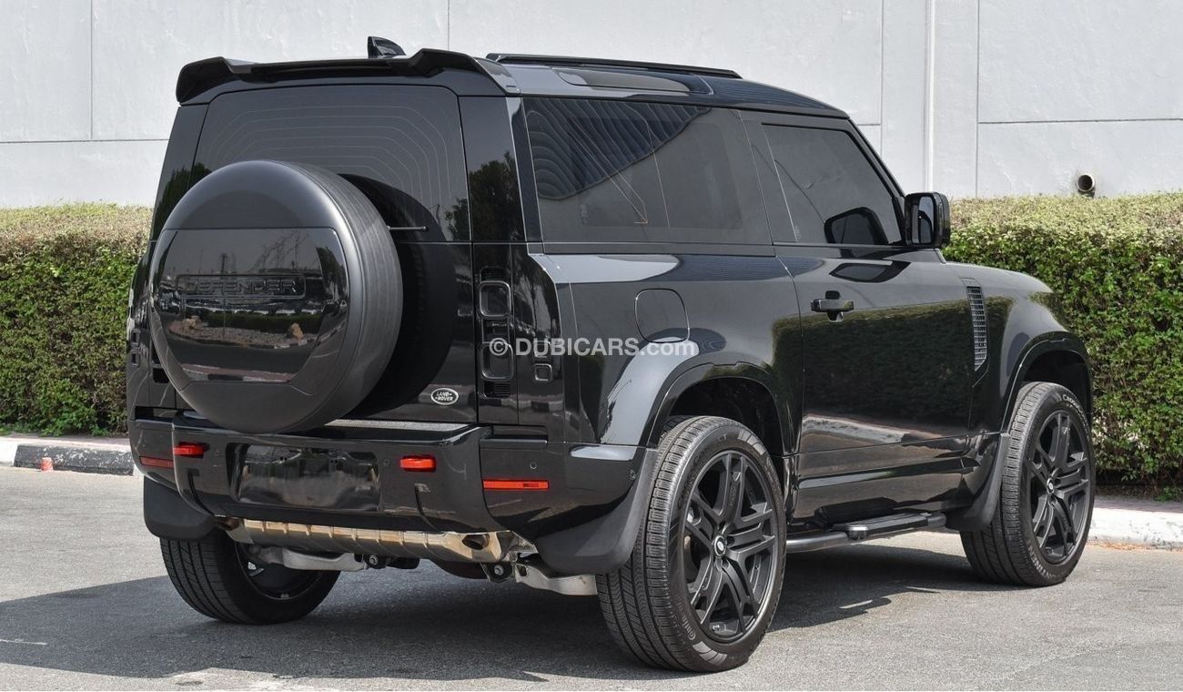 Used Land Rover Defender HSE P400 2022 for sale in Dubai - 651700
