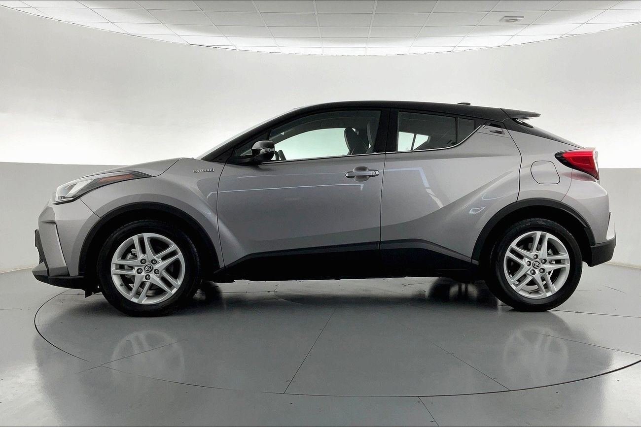 Used Toyota CHR VX 2021 for sale in Dubai - 601940
