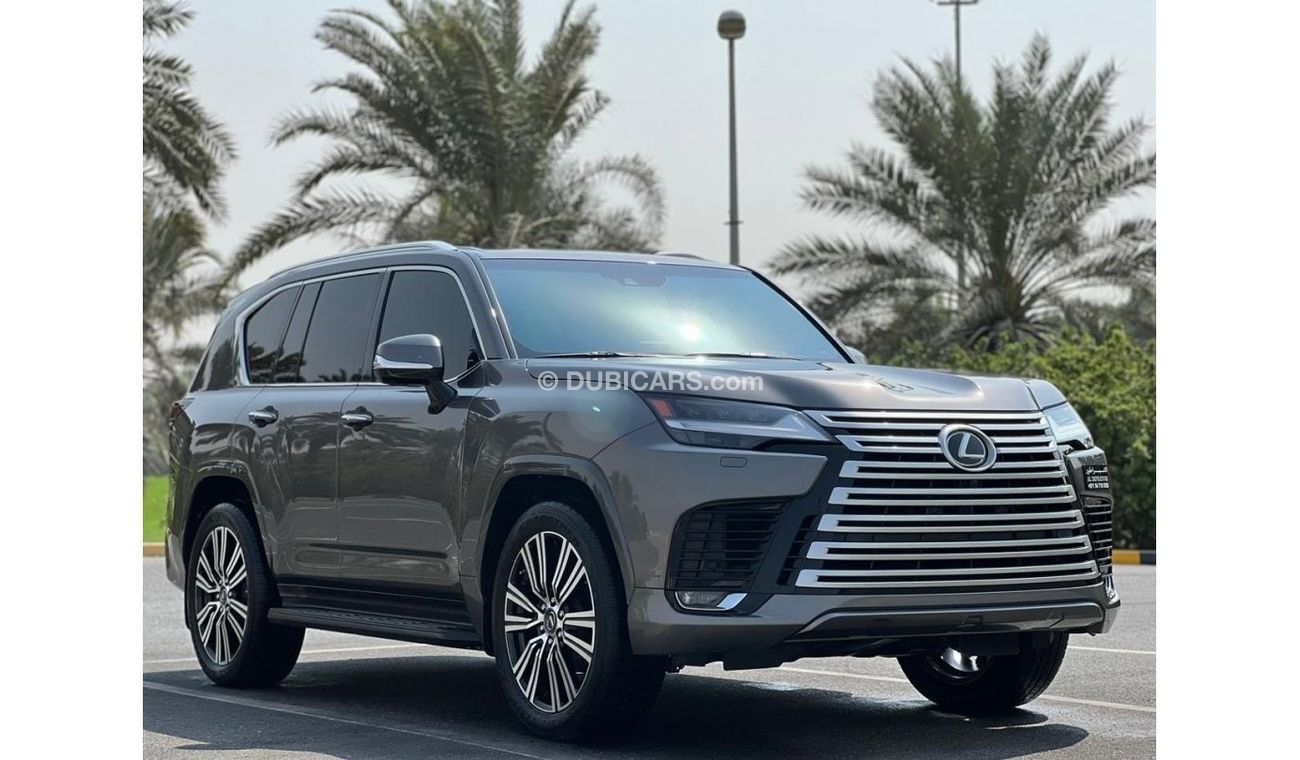 Used LEXUS LX600 2023 GCC SIGNATURE 2023 for sale in Sharjah - 671141