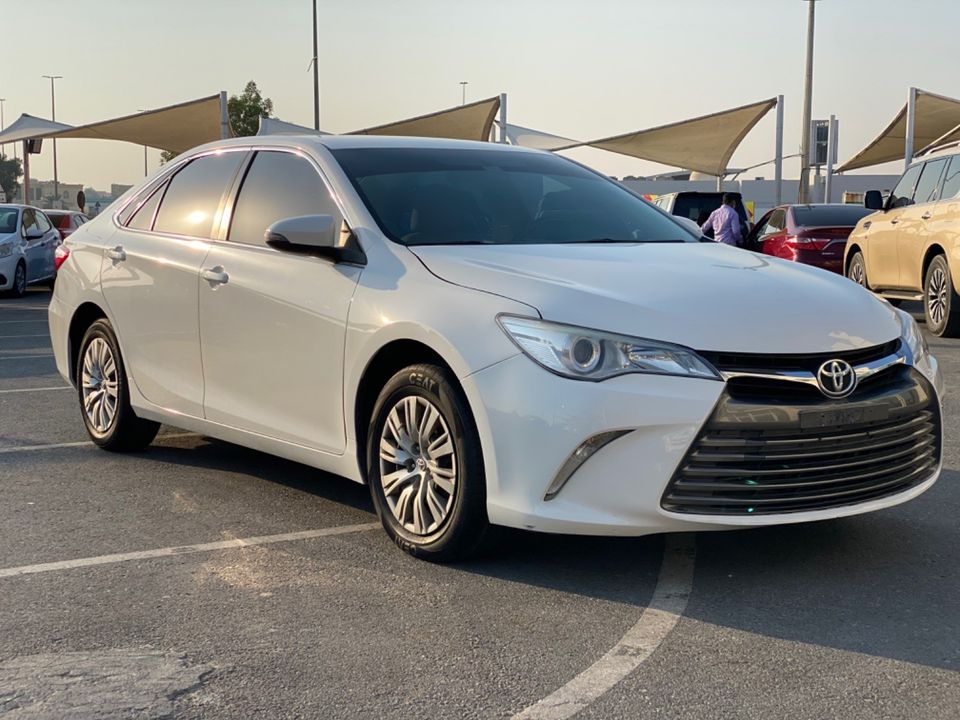 Used TOYOTA CAMRY GL 2017 2017 for sale in Sharjah - 469713