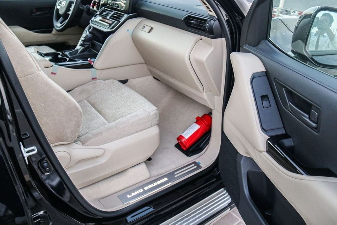 New GXR 4.0L Toyota Land Cruiser GXR 2024 | 4L | BASIC 2024 for sale in Dubai - 796230