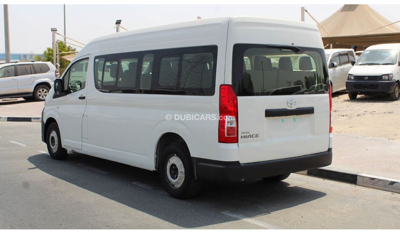 New TOYOTA HIACE 2.8L COMMUTER MT 2023 HR 2024 for sale in Dubai - 759946