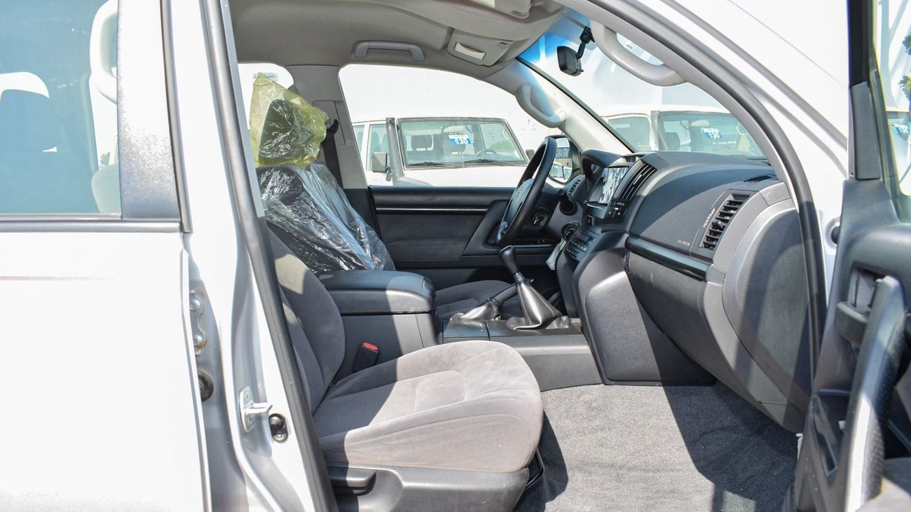 Used Toyota Land Cruiser GX 4.0 M/T 2021 for sale in Dubai - 789023