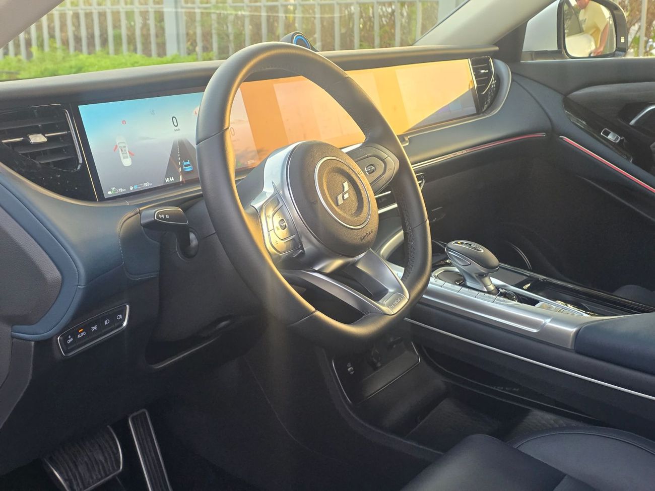 Used Rabdan One 2 KEYS. WARRANTY TILL JULY 2026 GCC SPECS 2022 for sale in Dubai - 871518