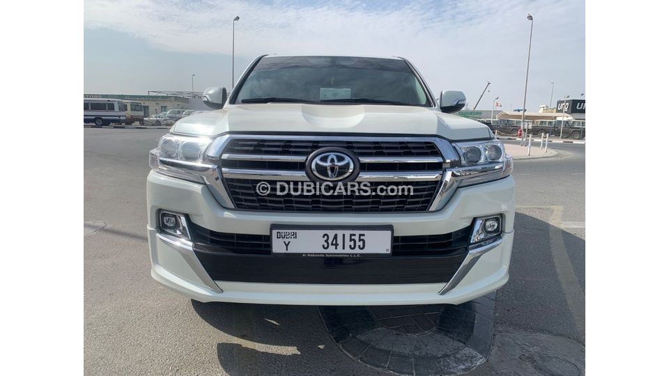 مستعملة تويوتا لاند كروزر GXR 4.6L 2011 للبيع في دبي - 826242