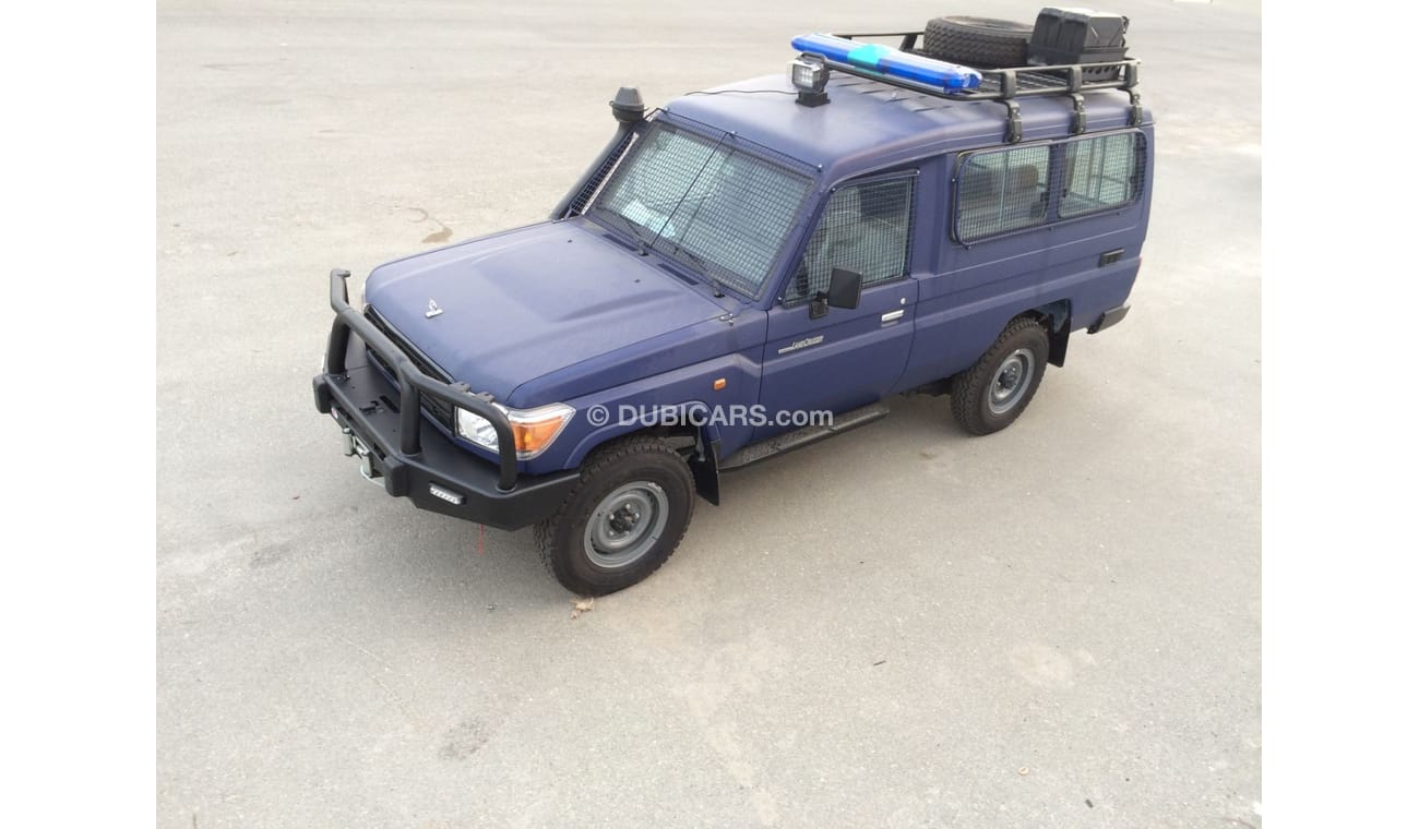 New Toyota Land Cruiser 70 Wagon LC 78 Series 4.5L V8 Diesel ( Police ...