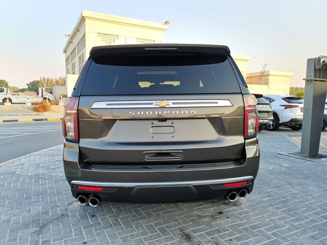 Used Chevrolet Suburban Chevrolet High Country Suburban - 2021 - Dark ...