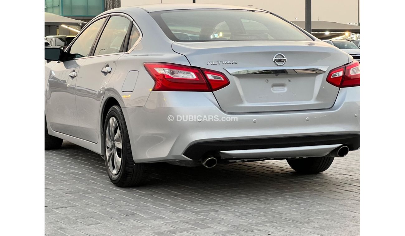 Used Nissan Altima 2016 for sale in Sharjah - 661176