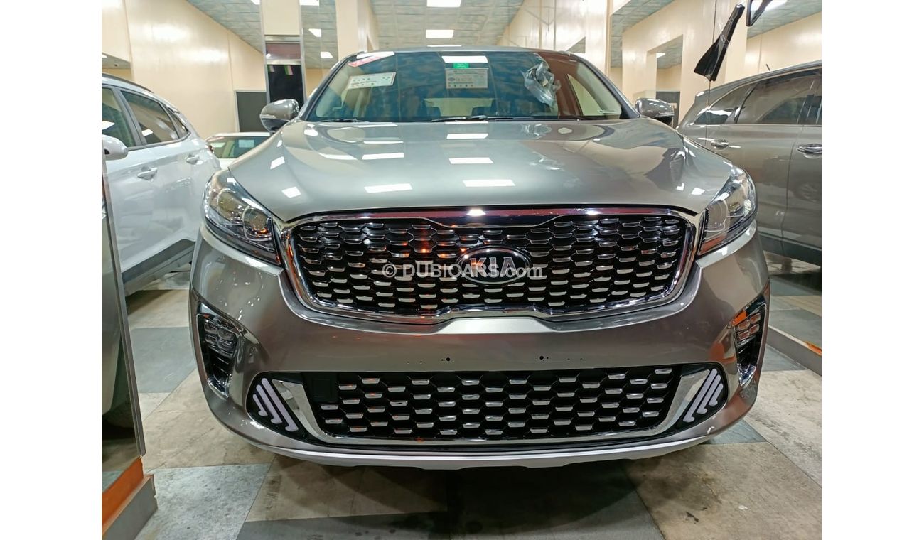 Used Kia Sorento EX 2019 for sale in Sharjah - 566592