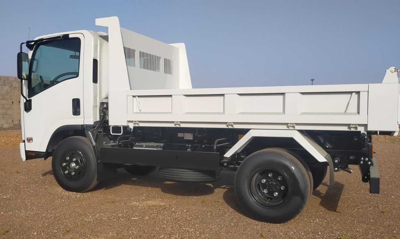 New Isuzu NPR NPR85 Tipper (Dump Truck) 2024 for sale in Dubai - 700507