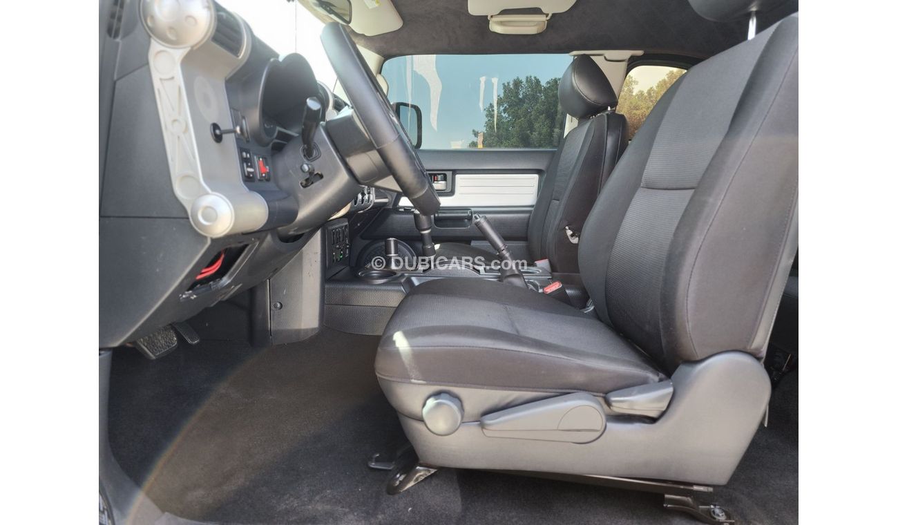 Used Toyota FJ Cruiser 2009 for sale in Sharjah - 603261