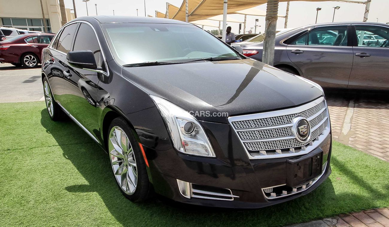 Used Cadillac XTS 4 2013 for sale in Sharjah - 180938