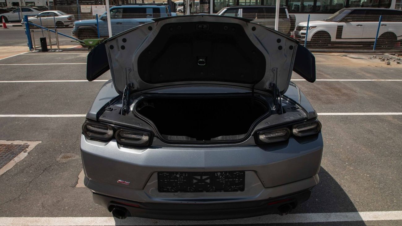Used Chevrolet Camaro LS 2021 USA 2021 for sale in Dubai - 831731