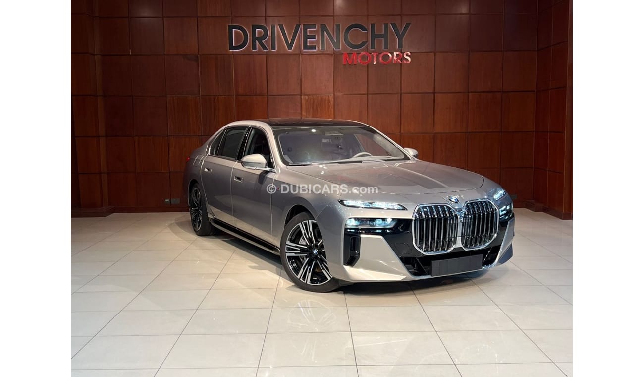 New BMW 760Li 760i KIT M POWER 2023 for sale in Dubai - 619162