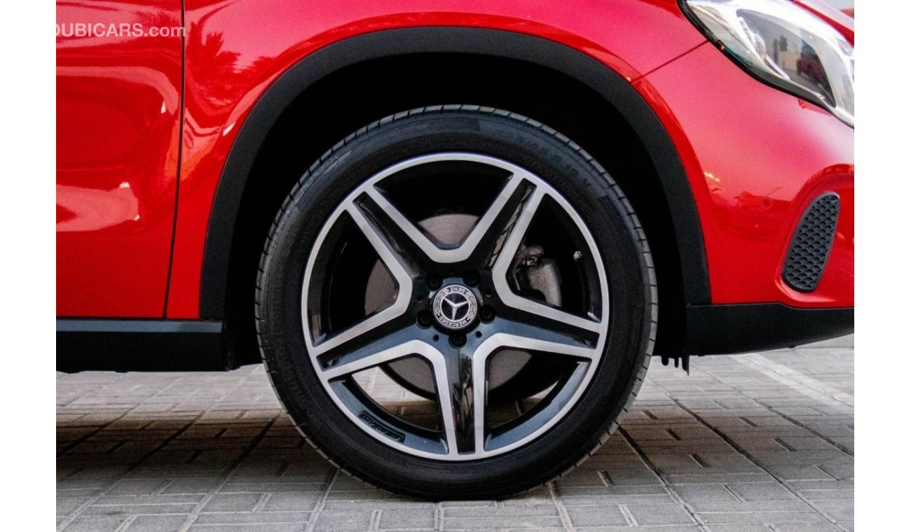 Used Mercedes-Benz GLA 250 X156 2018 for sale in Dubai - 548293