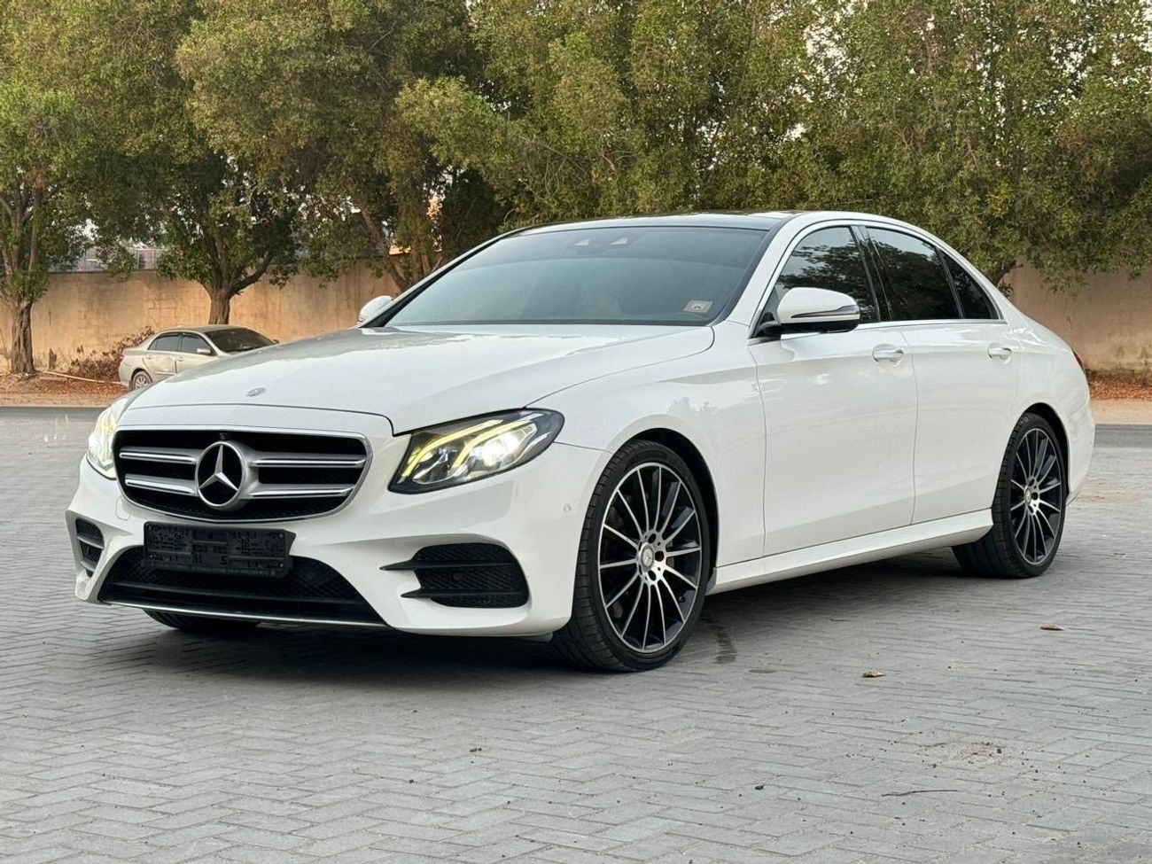 Used Mercedes-Benz E300 Std 2017 for sale in Dubai - 740353